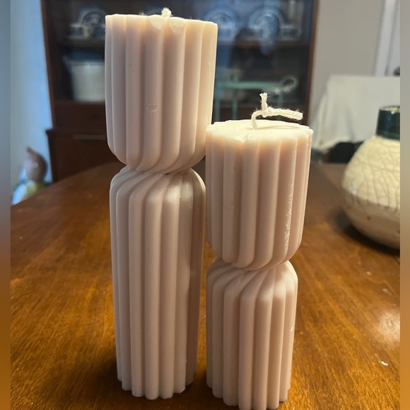 Accents | Nwot Twisted Ribbed Hourglass Pillar Candles Set Of 2 | Poshmark